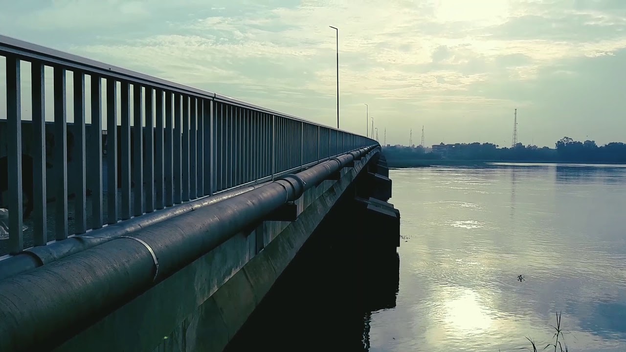 The Sogakope Bridge in the Volta region - YouTube