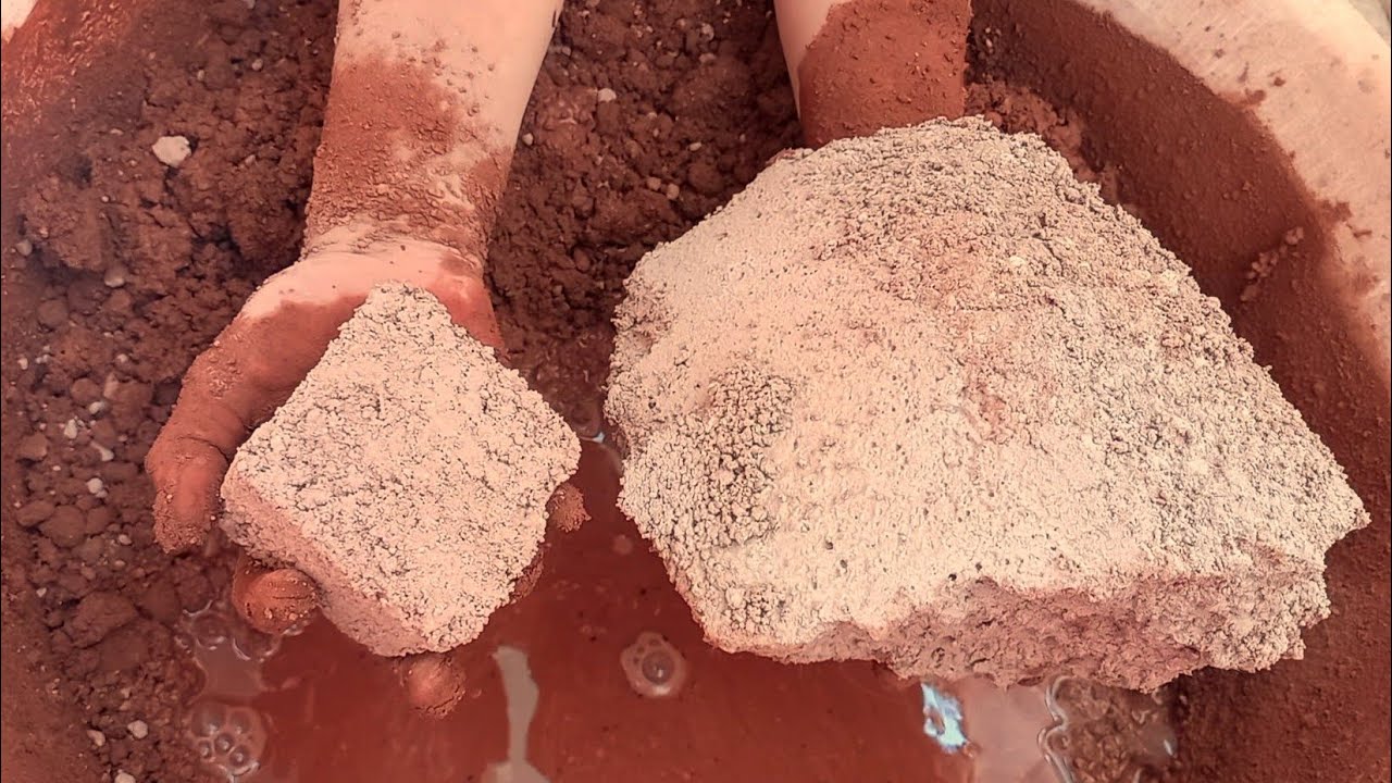 ASMR dusty soft red dirt chunk bowl crumbling in water dry dipping ...