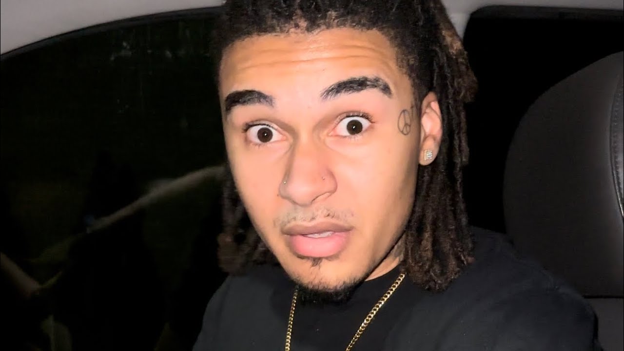 When the plug invites you to a sleepover - YouTube