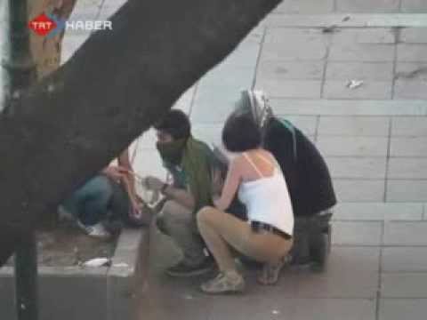 Emniyet bu kadını arıyormu. Neden işlem yapılmadı