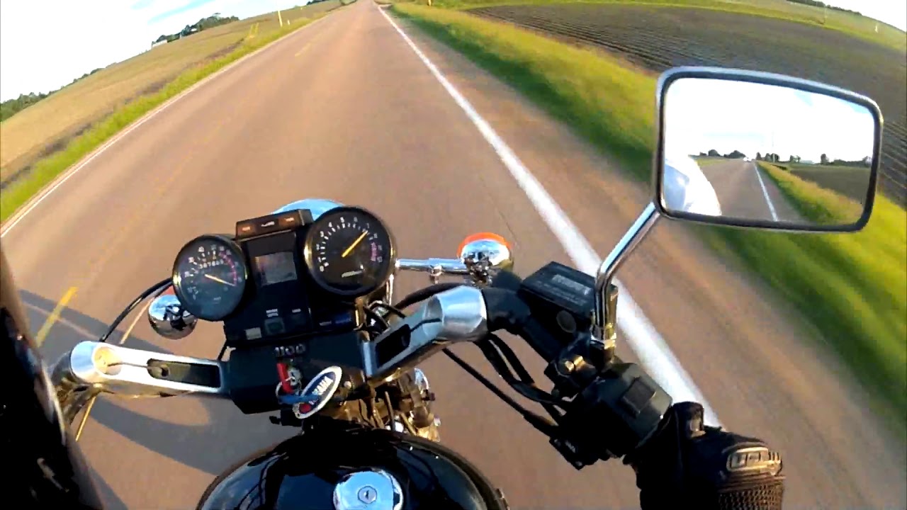 '82 yamaha maxim XJ1100 vs '83 yamaha midnight maxim (750) (GoPro ...