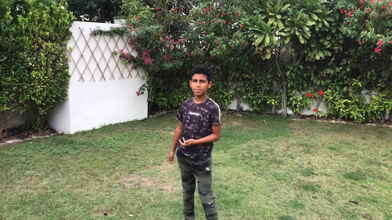 Intro to gaming with Sofian - YouTube