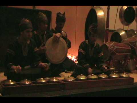 Minang Talempong Instruments - YouTube