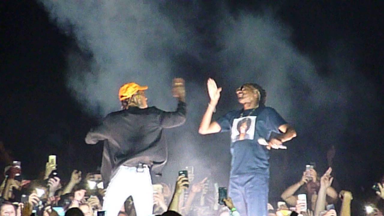 Wiz Khalifa & Snoop Dogg - Kush Ups 08/02/2016 PNC Bank Arts Center ...