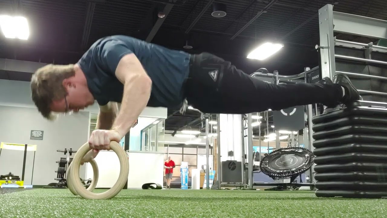 Elevated Ring Pushups - YouTube