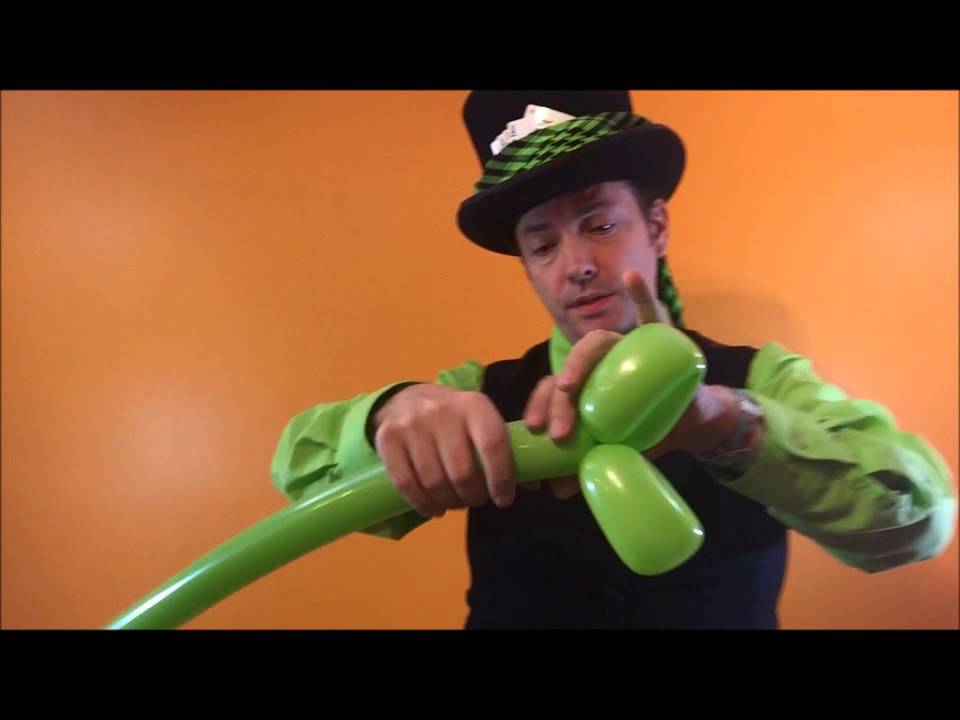 Balloon Twisting Lesson & Tutorial #51 Snake - YouTube