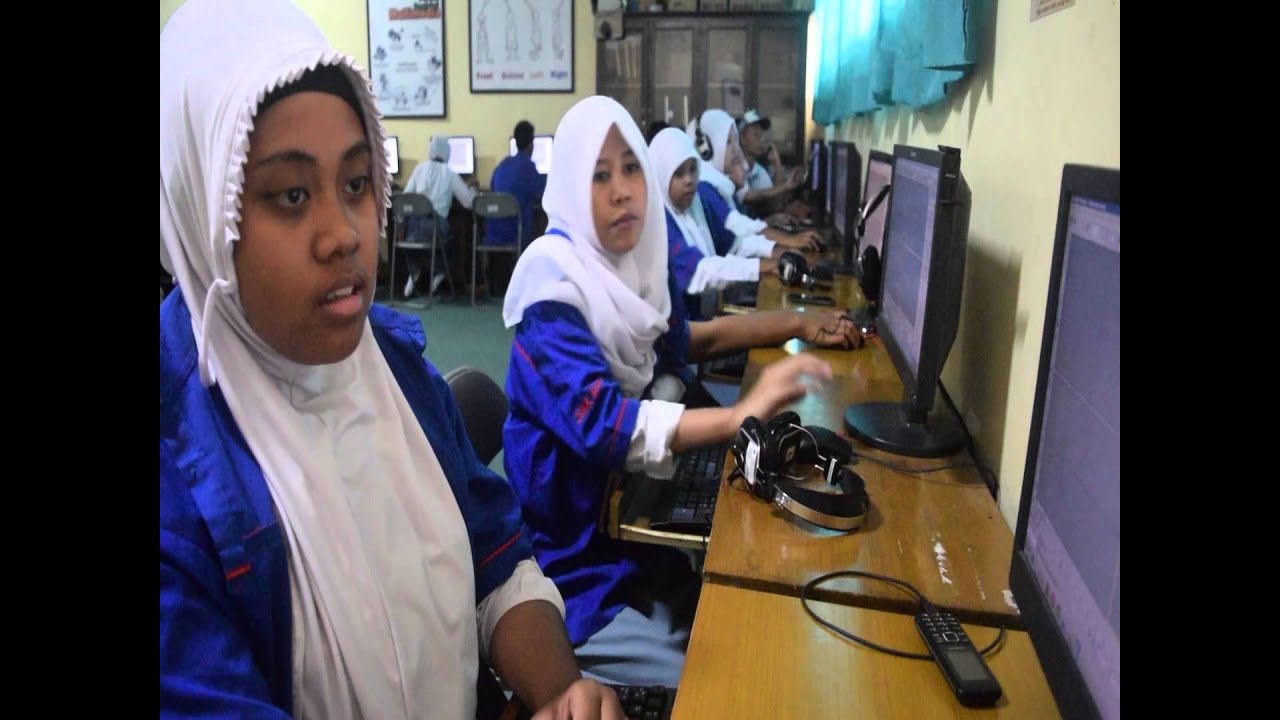 [video] PROFIL SMK Negeri 12 Malang - YouTube
