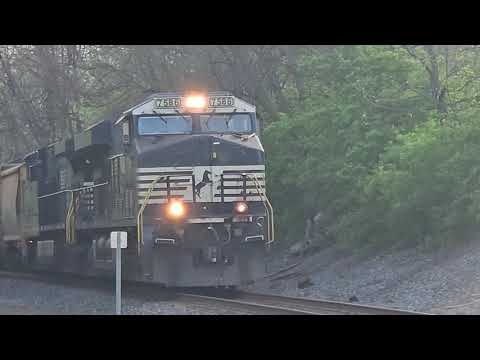 NS 7586 Leads NS 4211 NS 4481 NS 4641 on NS 12Z Passing Through in Boyce VA - YouTube