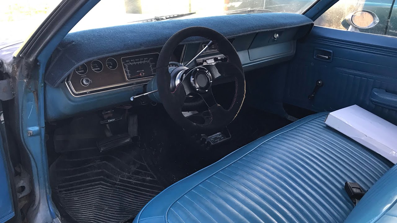 Steering Wheel install - New Headlights! 1974 Plymouth Duster - YouTube