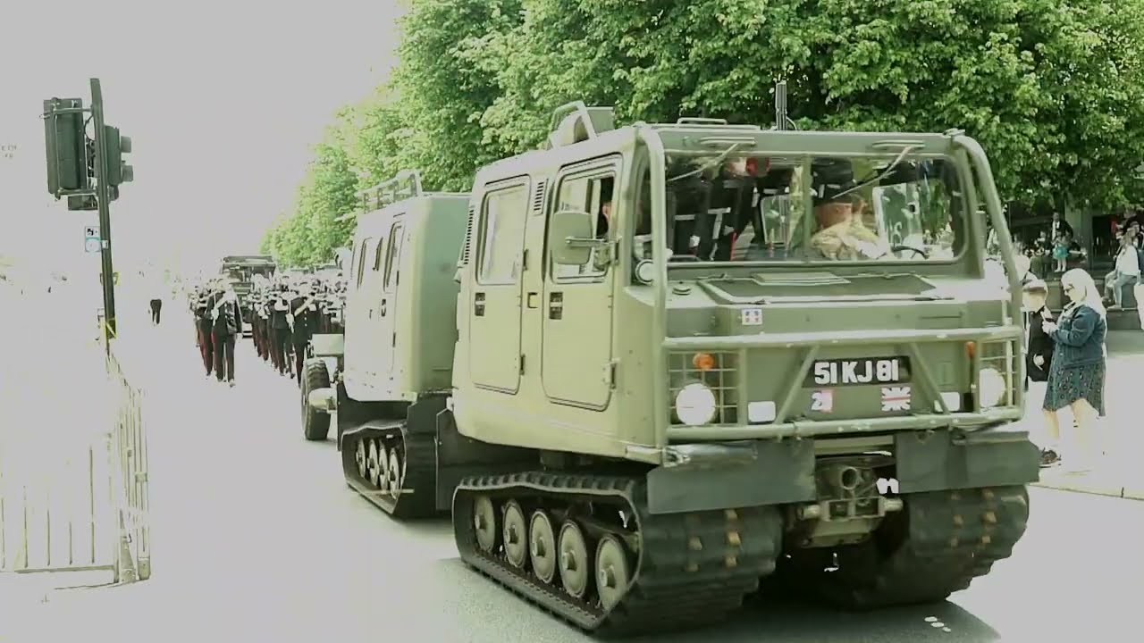 29 Commando 60th Anniversary Parade - YouTube