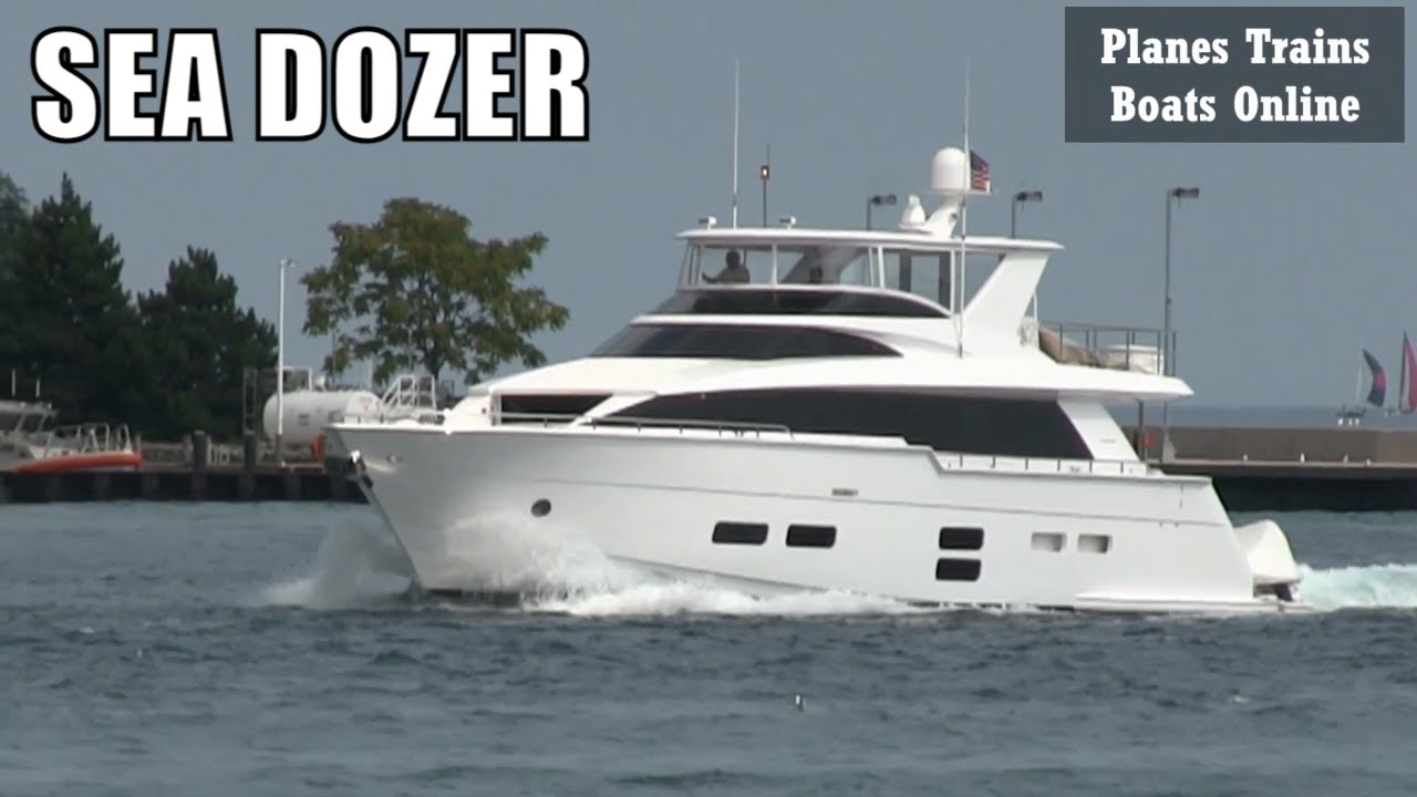 SEA DOZER Yacht Coming Down From Lake Huron - YouTube