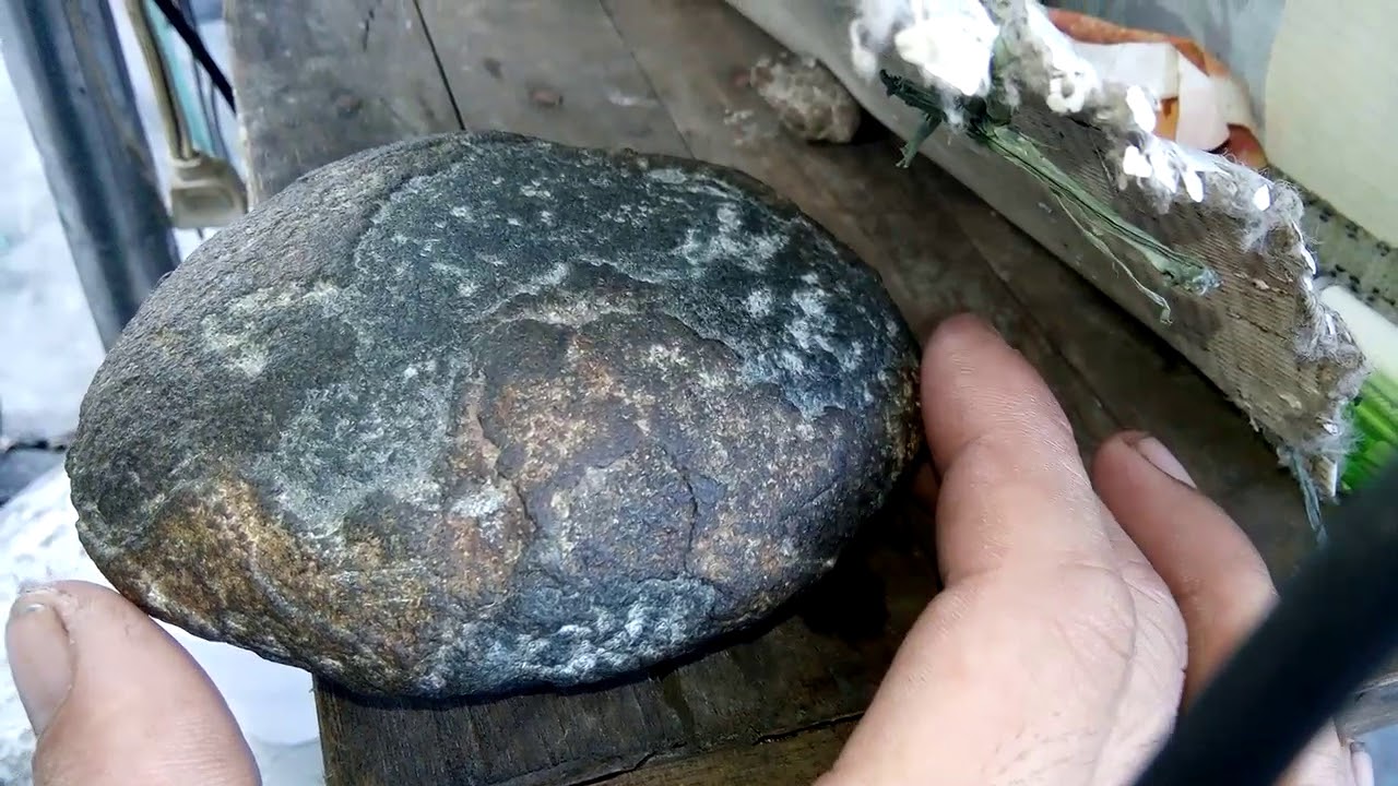 a meteorite found in the phillipine 100% pure meteorite stone.. for ...