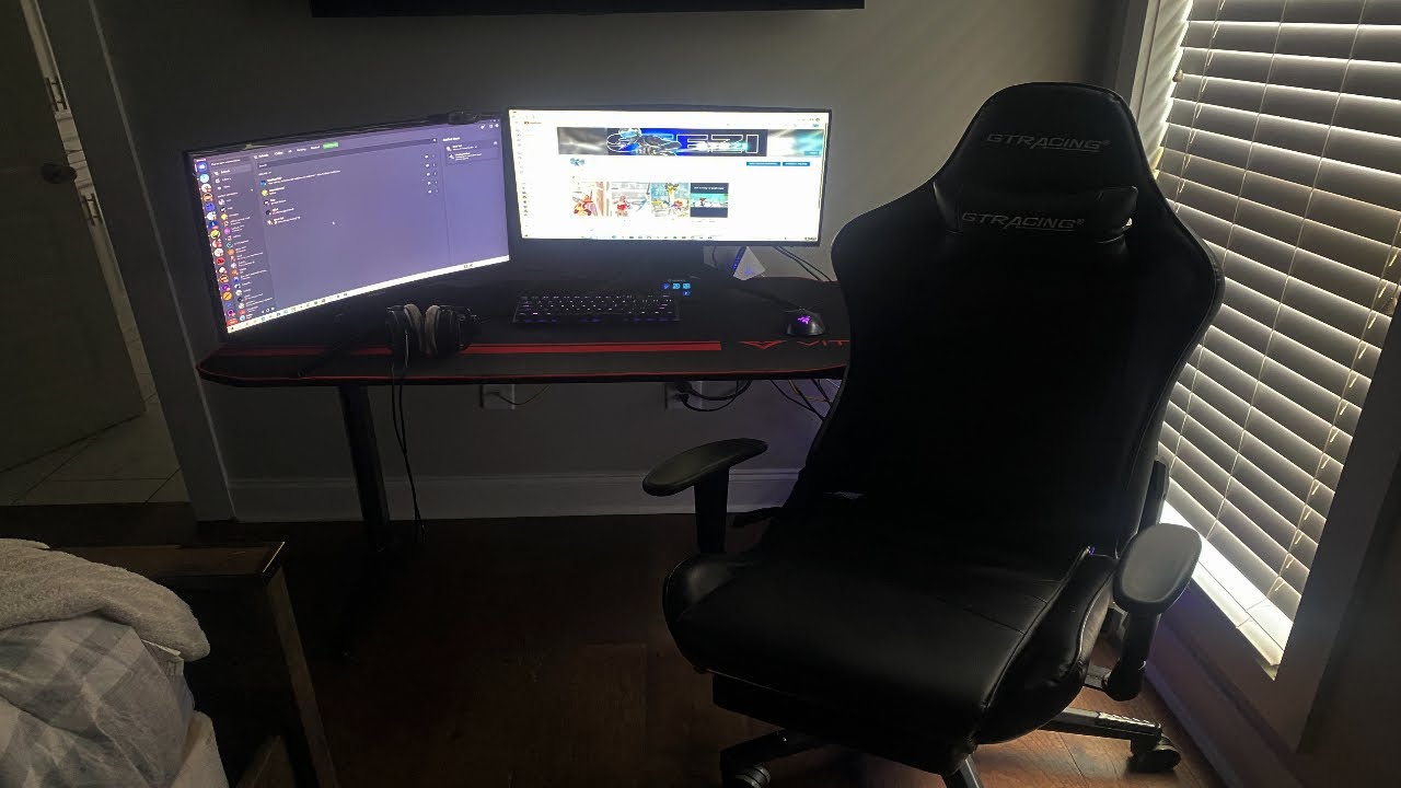 14 Year Old's $5,000 Gaming Setup Tour 😈(2022) - YouTube