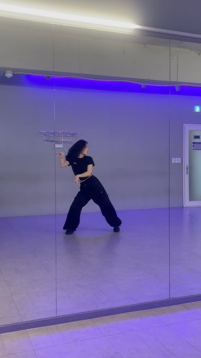 🐈‍⬛Body Body🐈‍⬛ MEOVV ‘Body’ mirror mode #dancecover #meovv - YouTube