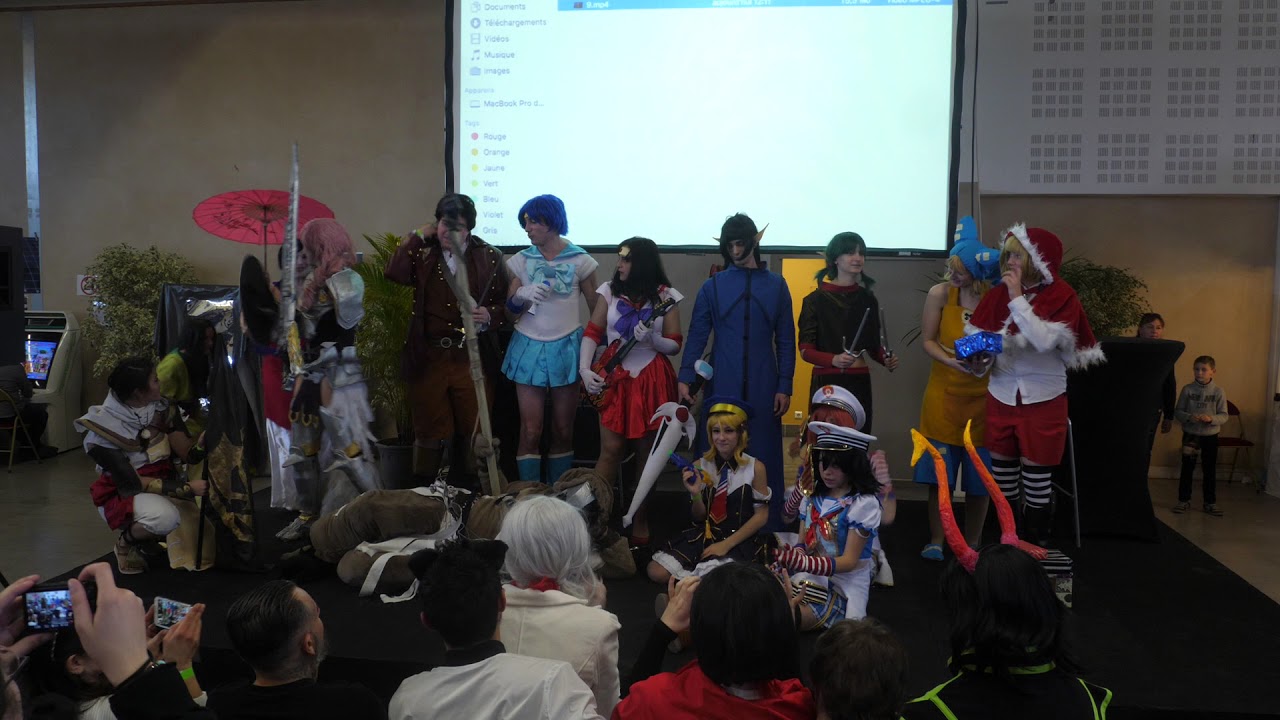 South Geek Festival Arles 2018 - Concours Cosplay - 10 - Scène finale ...