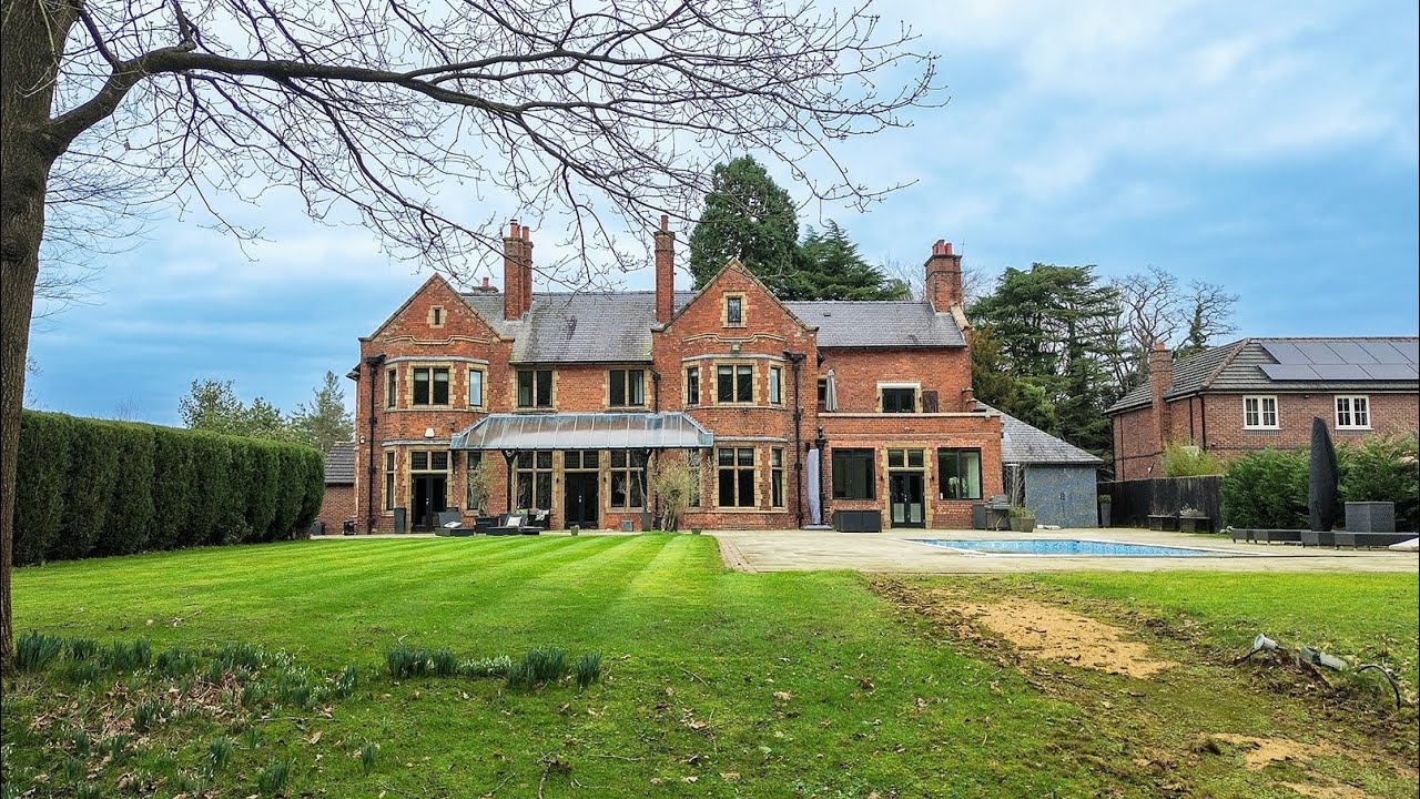 Ravenscraig Manor - Property Viewing and Walkthrough - YouTube