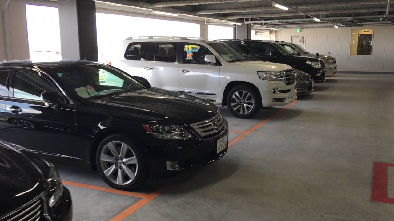 Japan Car Auction short walkaround USS Nagoya Skyline GTR AE86 S15 ...