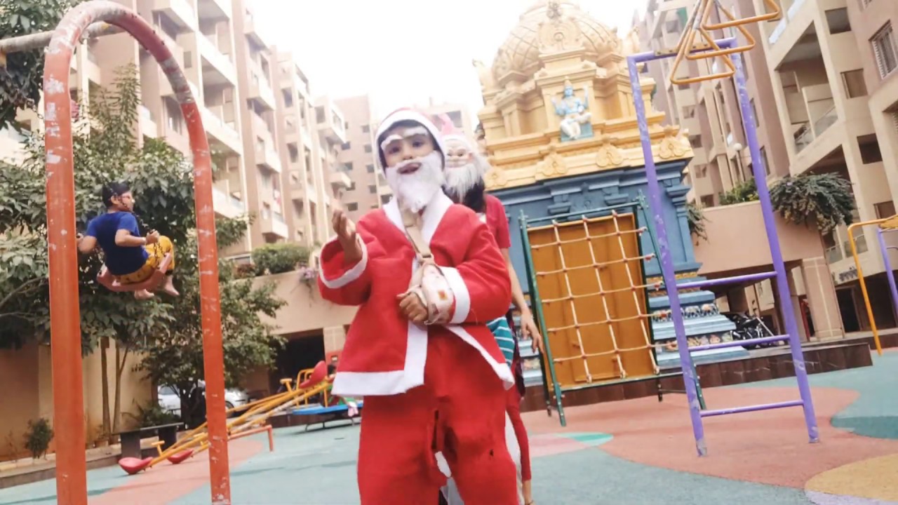Santa का BALA DANCE | सब कहे मुझे शैतान का साला | Little Santa Daksh ...