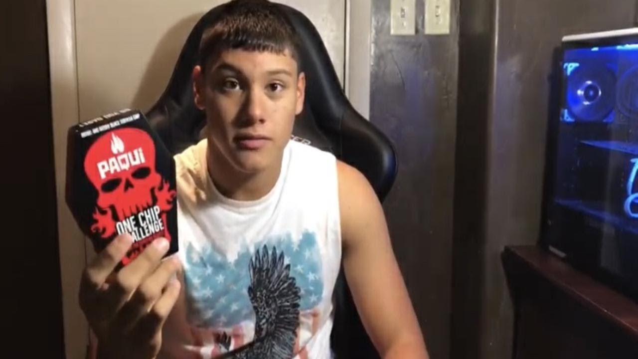 Paqui One Chip Challenge (2019) [Black Chip] - YouTube