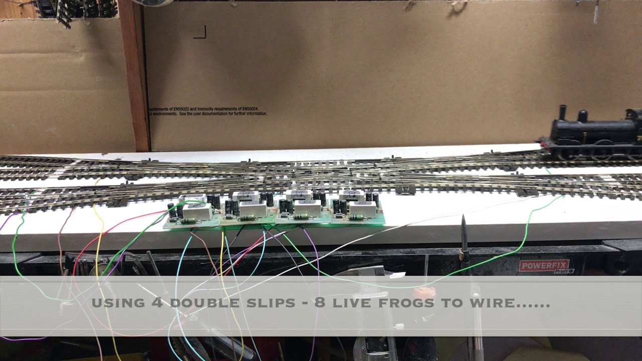 8 way scissor crossover - 4 double slips - YouTube