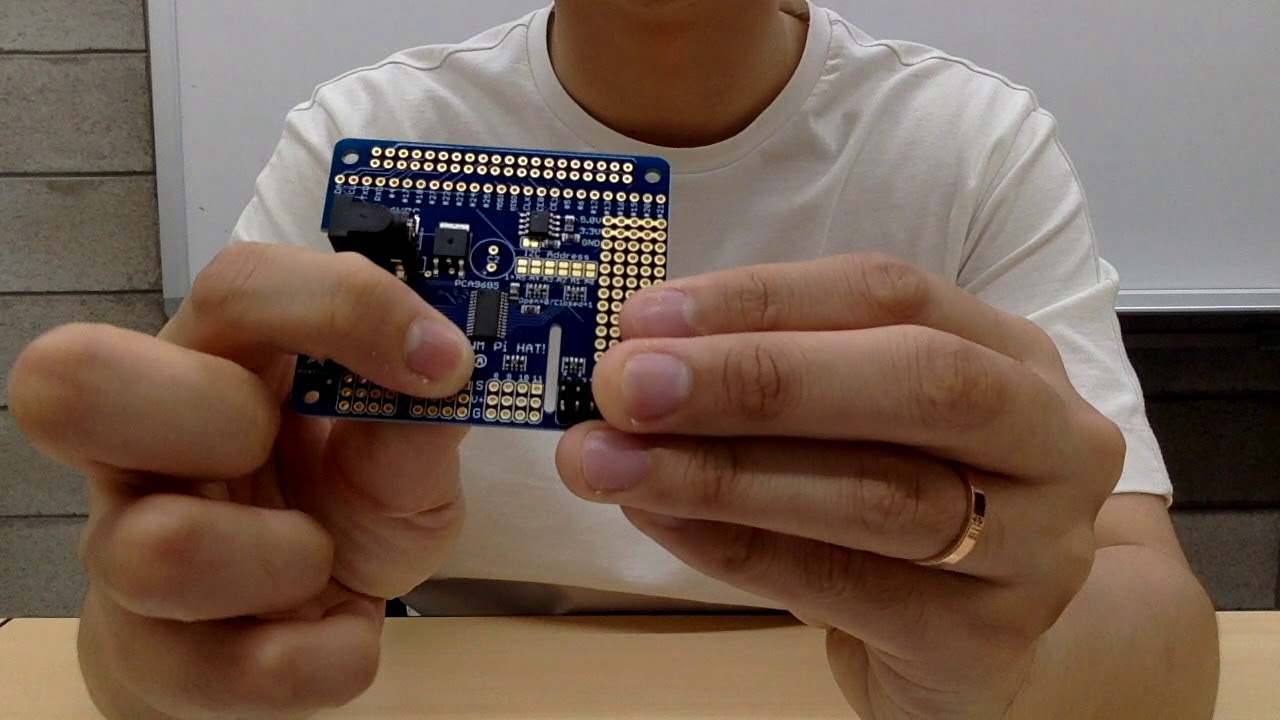 Raspberry Pi PWM HAT / 라즈베리파이 PWM HAT - YouTube