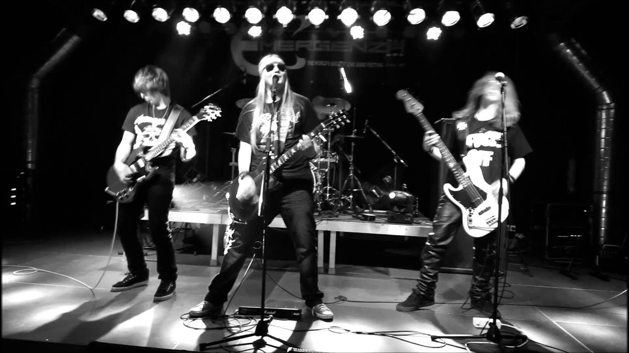 Mean Machine - Rock Ain´t Dead [Demo] - YouTube