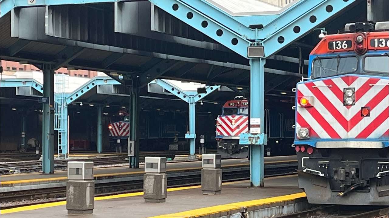 Metra Railfanning at Chicago OTC! PART 2 (8/14/2023) - YouTube