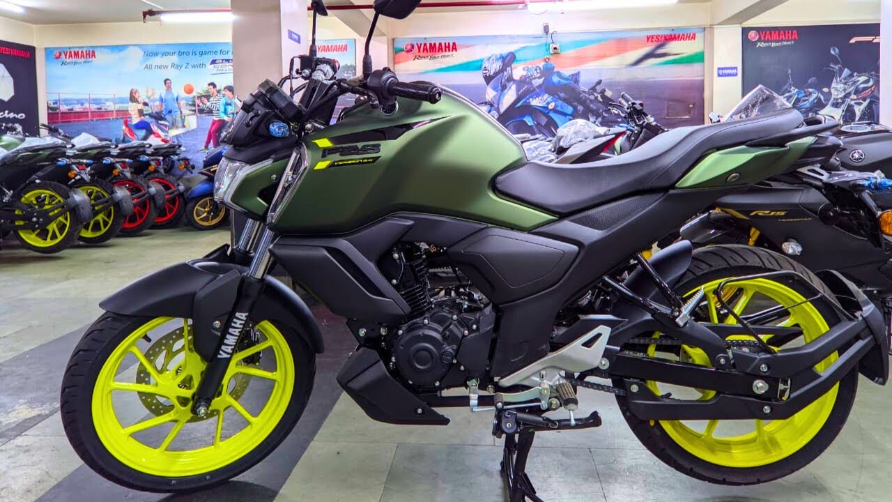 New Yamaha FZ-S Fi V4 DLX 2024 Model Cyber Green Colour | Detailed ...