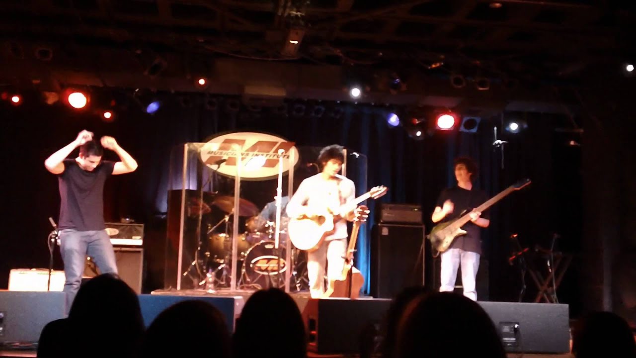 Ryan Sy - "So I Guess..." M.I. Artist Development Performance - YouTube