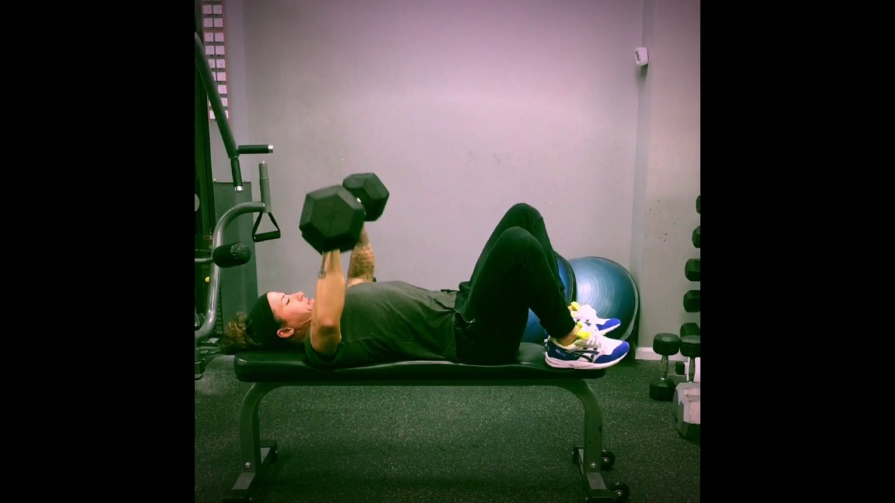 Chest Day is for the Girls 💪🏼 - YouTube