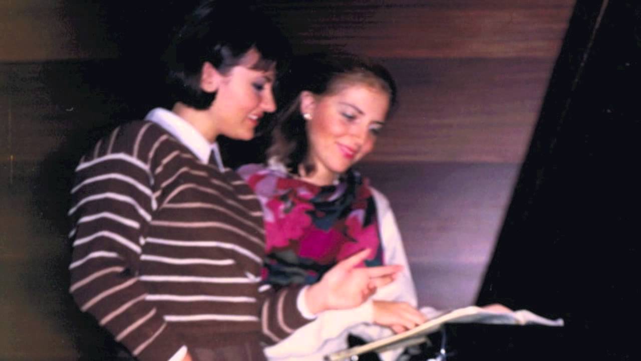 Duo Petrillo Santoro - Octavio Pinto "Hobby horse" da "Scenas Infantis ...