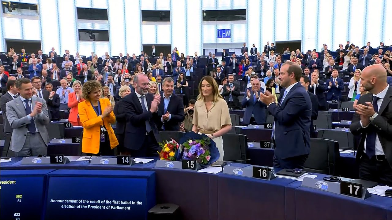 Η Μαλτέζα Ρομπέρτα Μέτσολα επανεξελέγη πρόεδρος του Ευρωπαϊκού ...
