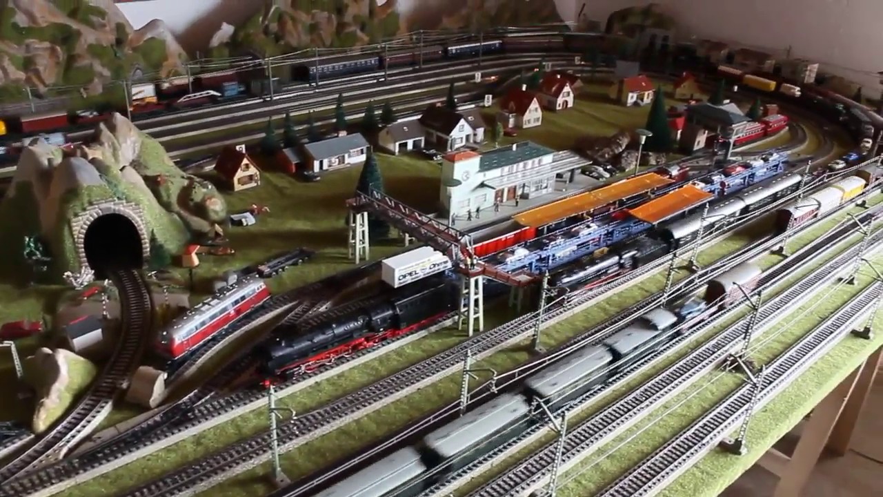 Märklin H0 M-Gleis Nostalgieanlage Analog Vintage 1956 - 1981 - YouTube