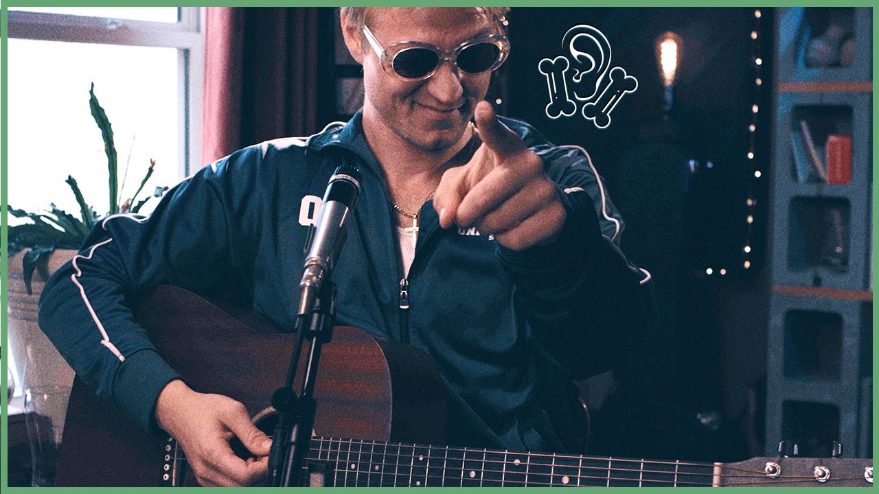 Atticus Roness | "Last Year's Words" | Ear Bonez Sessions - YouTube