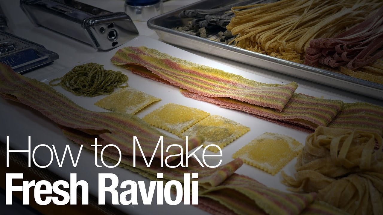 How to use Marcato's fresh pasta and ravioli machines - YouTube