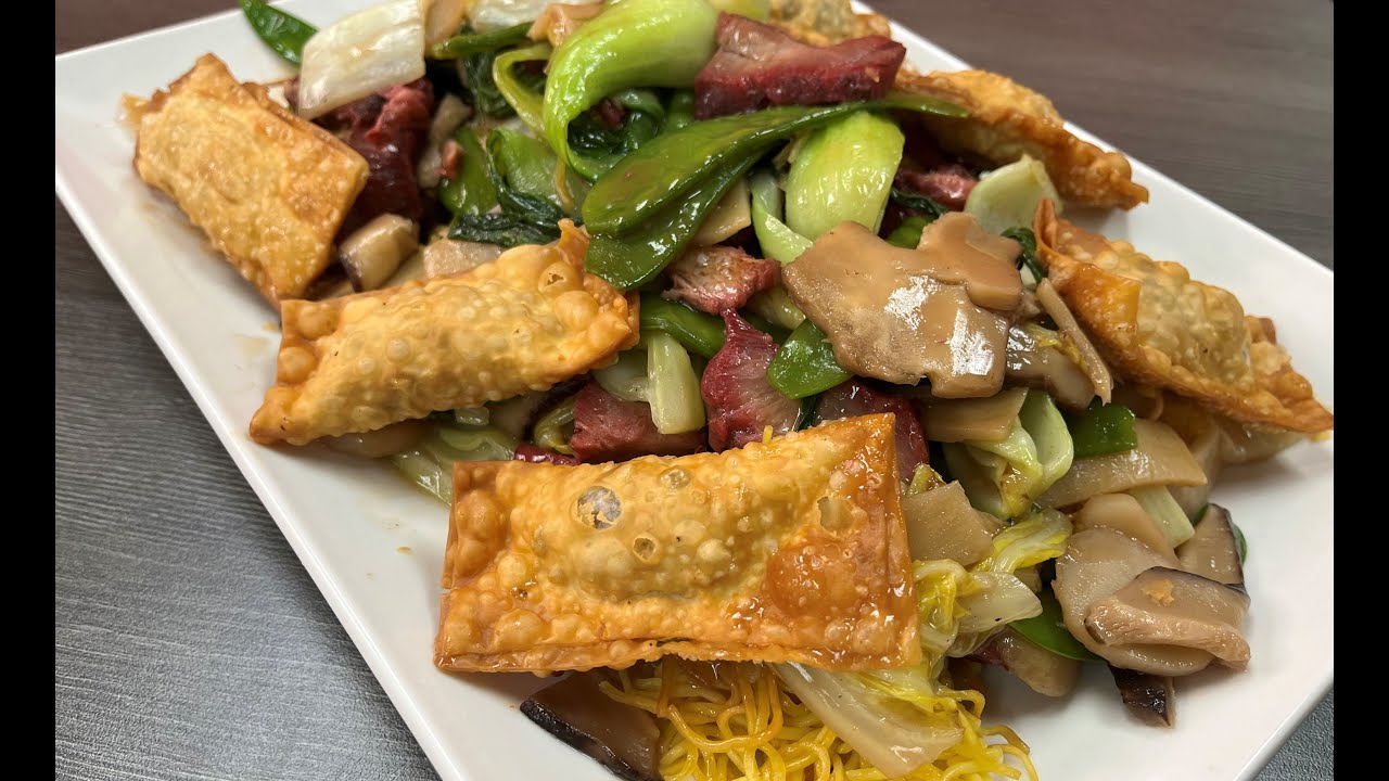 Kung Hei Fat Choy!- Crispy Gau Gee with Cake Noodle - YouTube