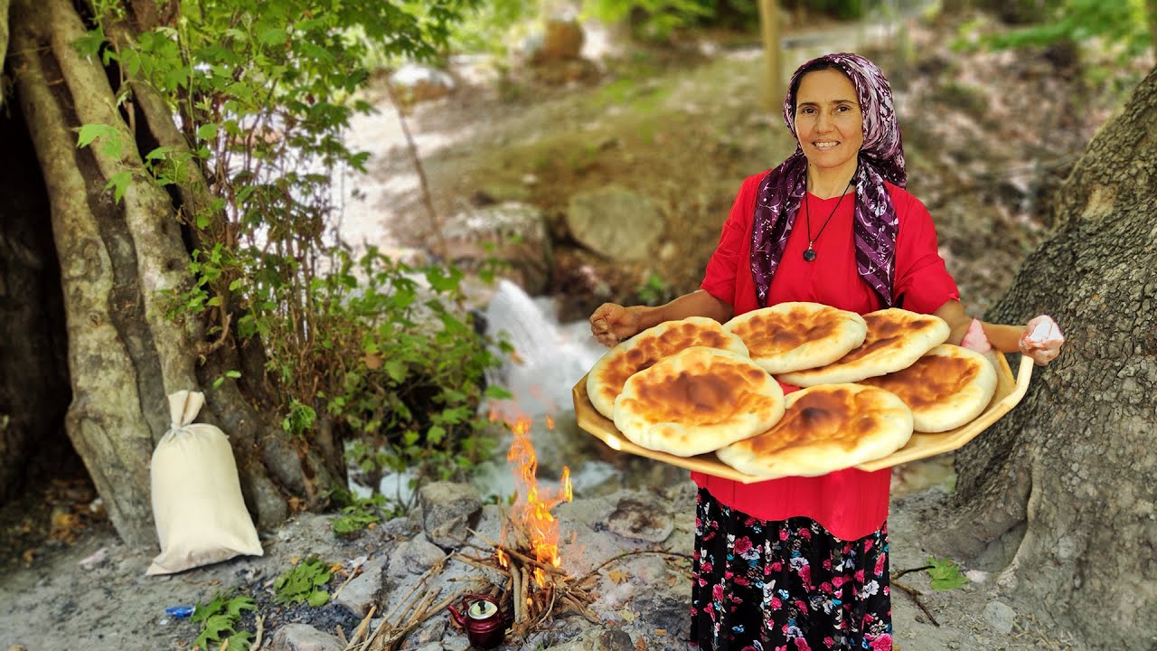 Village Life: Baking 100-Year-Old Village Bread and Traditional Food ...