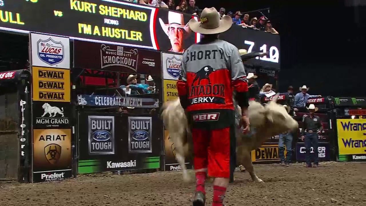 Stormy Wing rides Pit Bull for 85 points (PBR) - YouTube