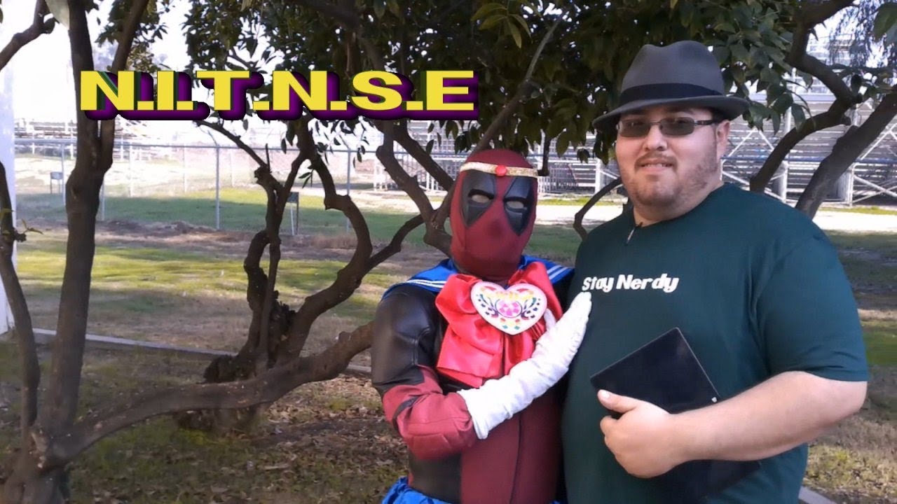 True Interviews: Sailor Deadpool OHANA COMIC CON! - YouTube