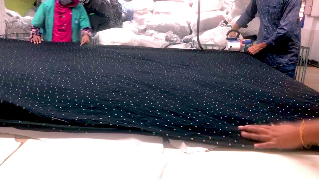 MANUAL SPREADING FABRIC |Cutting Section| - YouTube