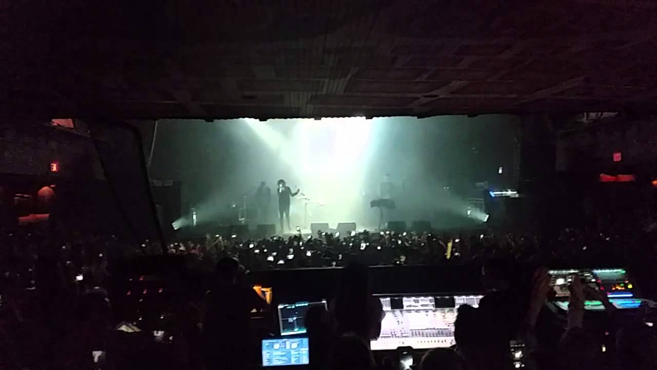 The 1975, City live - YouTube