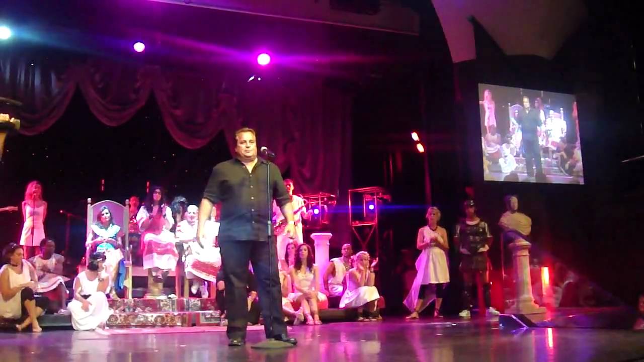 JOHN RICCI SINGS TORNA a SURRIENTO - Costa Cruise - YouTube