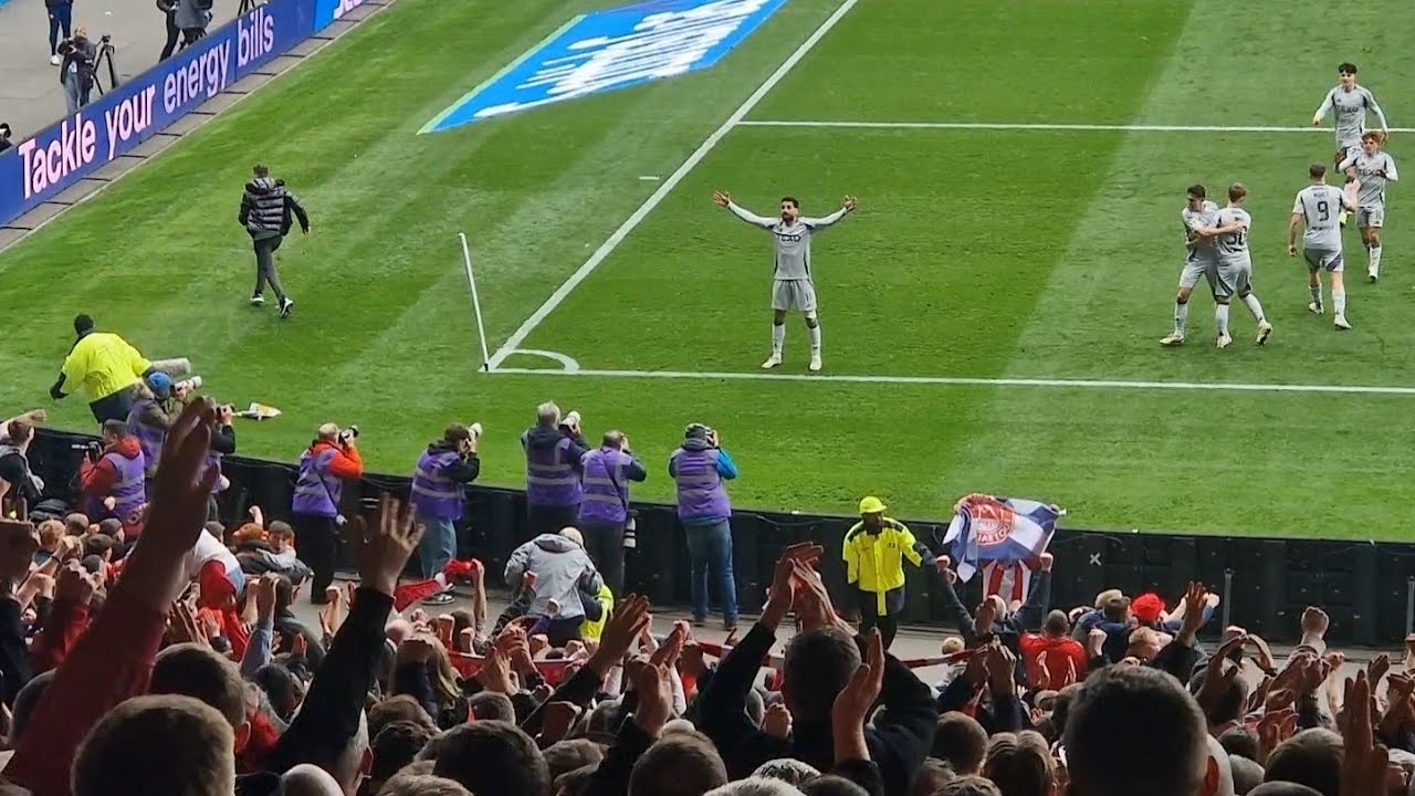 STAND FREE PALESTINE 🇵🇸 Oday Dabbagh scores to send Aberdeen to the ...