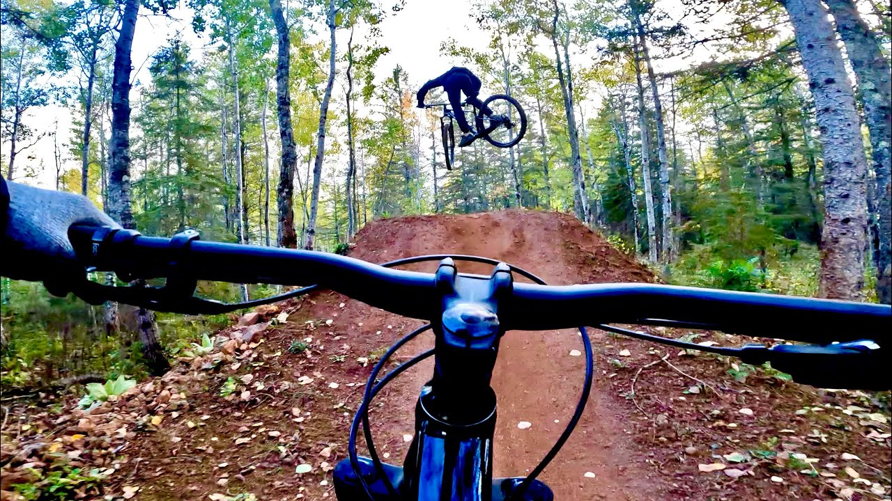 Throwing Big Whips On Fun Jump Trails! - YouTube