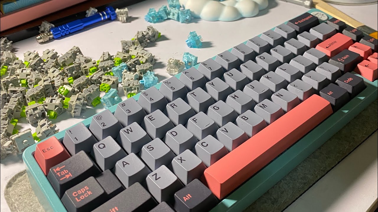 CUB 65 Unboxing - YouTube