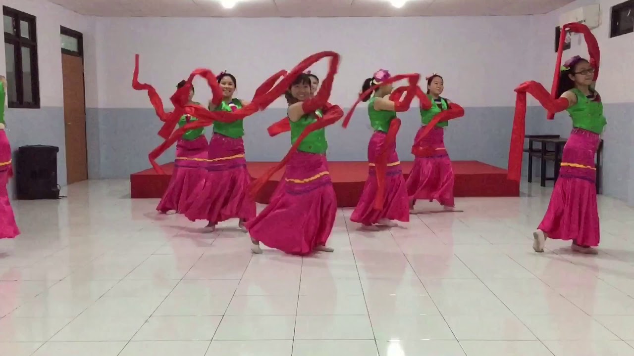 Beautiful Chinese Classical Dance 采薇舞 Cai Wei dance by Cadenza Dance ...