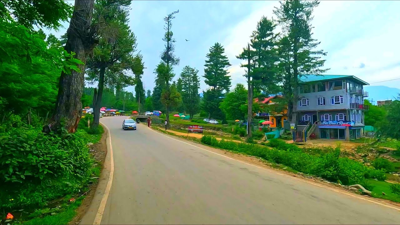 Walk tour around the countryside in India | Kashmir village | Raiyar ...