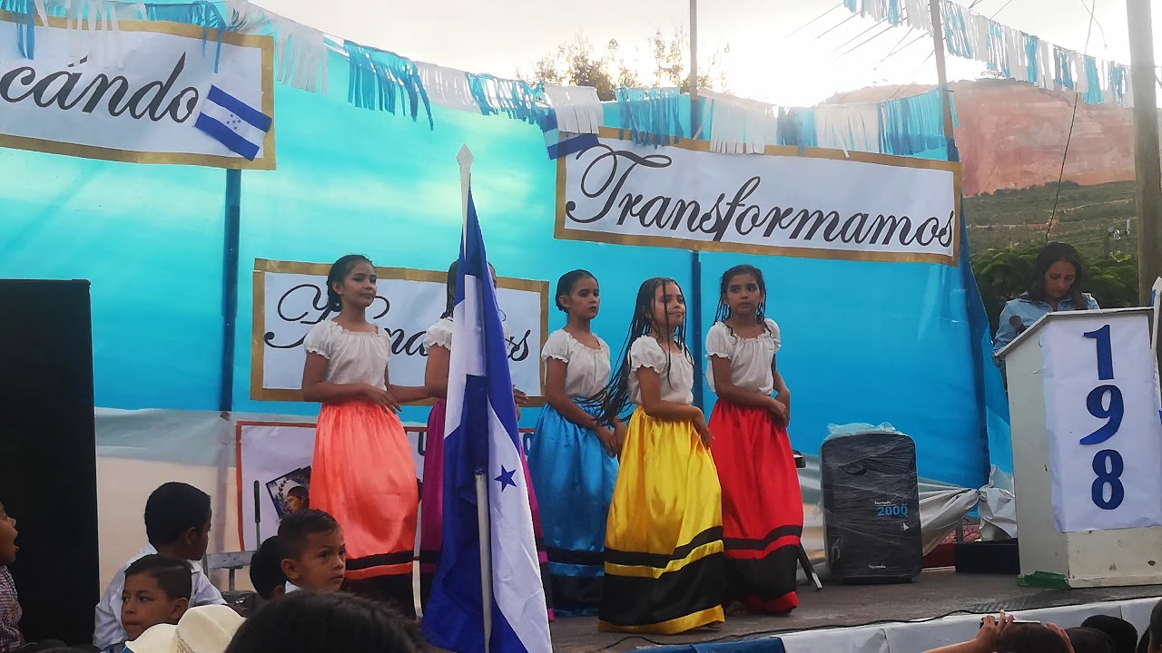 Así se baila la punta catracha😍 - YouTube