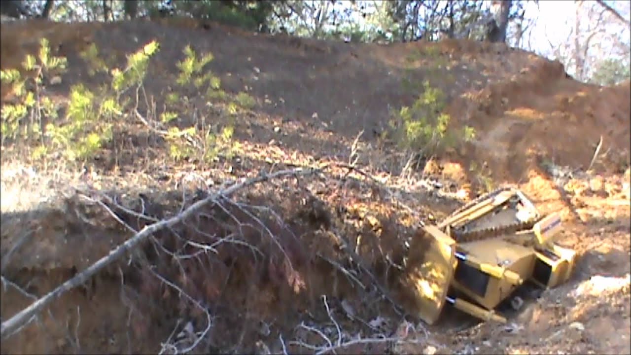 RC Dozer Roll Over. - YouTube