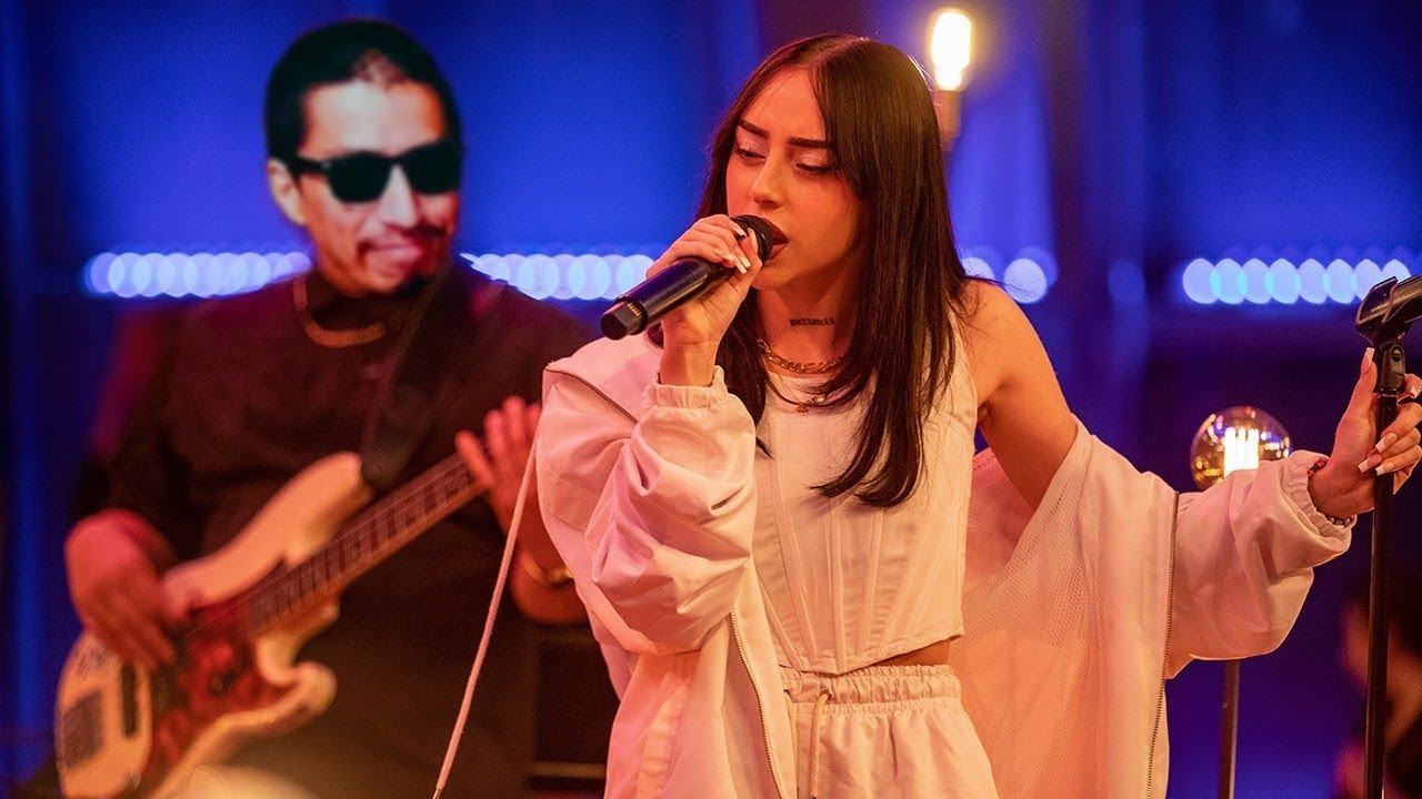 Ojos Verdes - Nicki Nicole (R0M GUITADORA Remix) - YouTube